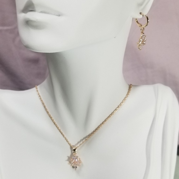 PLATED | Jewelry | Zirconia Flower Set | Poshmark